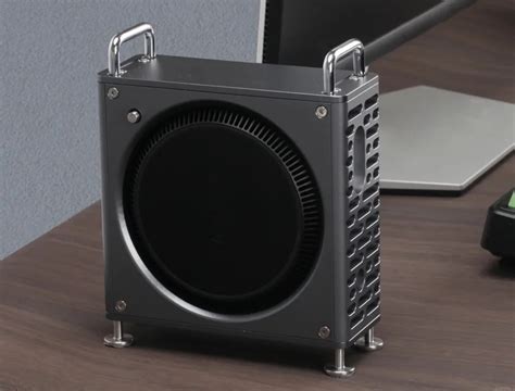 This Aluminium Case Transforms The M Mac Mini Into A Mac Pro While Improving Its Cooling