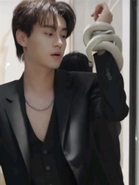 Ahem How To Be That Python 🥹🫣 In 2025 Gmmtv Actors Cute Gay Couples Aesthetic V Pictures