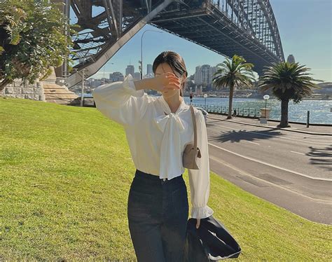 리리앤코 8천5백장 돌파 턴테이블 쉬폰 프릴 리본 블라우스 가을 신상 가을옷 데일리룩 긴블라우스 긴팔블라우스 타이블라우스 타이 얇은블라우스 시스루 출근룩 출근