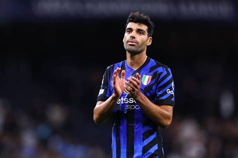 عکس کنایه هواداران اینتر به فرصت‌سوزی مهدی طارمی خبرآنلاین