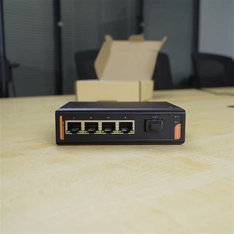 Hosecom Industrial Stackable Outdoor Ethernet Switch With Poe Qos Support And Snmp Functionality