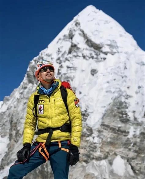 英国登山者创造外国人登顶珠峰纪录