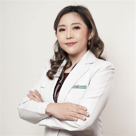 Dr Olivia Fransisca Moniaga Spb Finacs Sh Mm