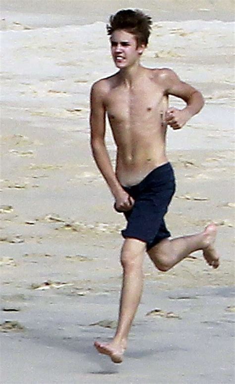 Shirtless Justin Bieber Zackylicious