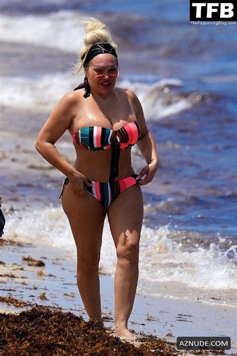 Stacey Silva Sexy Seen Showing Off Her Hot Bikini Body On The Beach In Miami AZNude