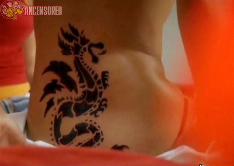 Ankie Lau Nuda ~30 Anni In Untreu