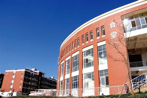 云南大学滇池学院 延安大学西安创新学院 重庆工商大学派斯学院 第7页 大山谷图库