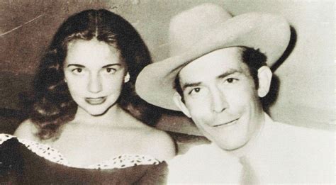 Billie Jean Horton Sings A Heartbreaking Song About The Loss Of Her