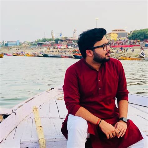 Pranav Pundarik Pranavhere • Threads Say More