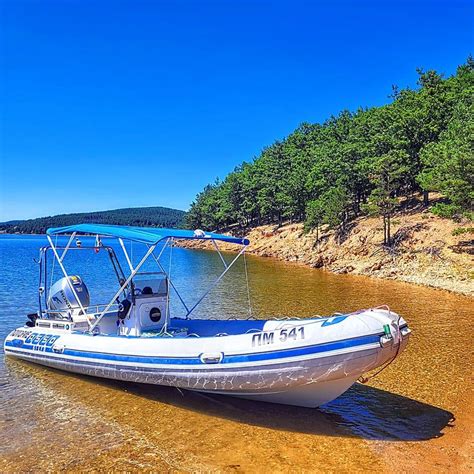 Разходка с Лодка яз Искър