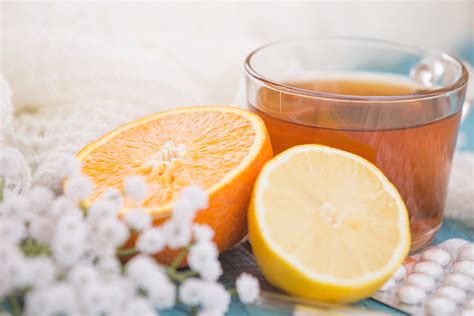 감기와 독감 알 약 및 자연 요법 0명에 대한 스톡 사진 및 기타 이미지 0명 가정 생활 감기와 독감 Istock