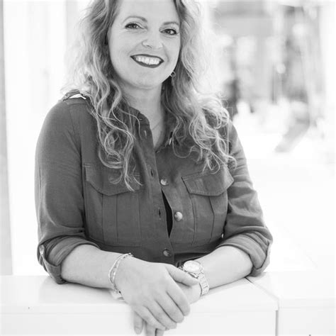 Martine Verheul Martinevrhl • Threads Say More