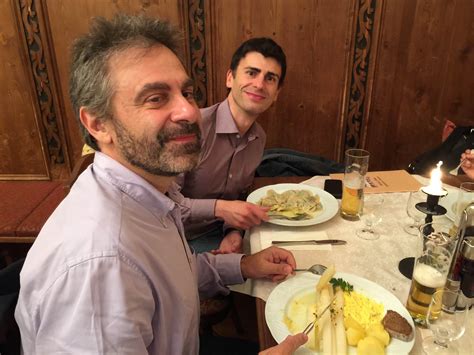 무료 이미지 남자 사람들 레스토랑 요리 식품 점심 먹기 공식 만찬 저녁 식사 감각 3264x2448 161772 무료 이미지 Pxhere