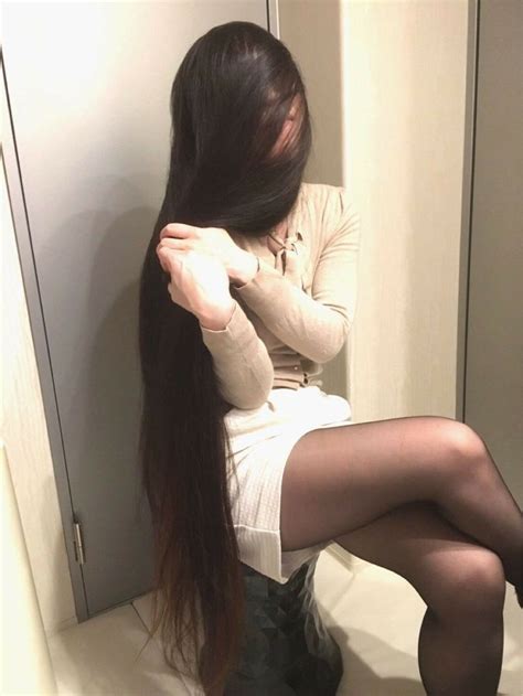 Pin Oleh Riccardo Armani Di Over The Face Rambut Panjang Rambut Sisir Rambut