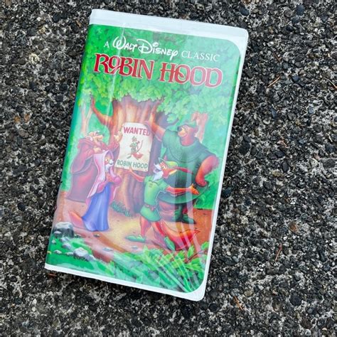 Disney Media Black Diamond Vhs Robin Hood Walt Disney Movie