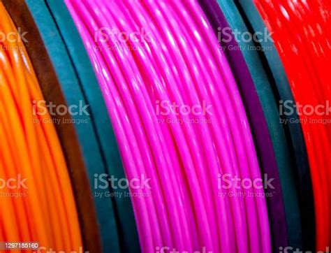 3d 프린터 클로즈업에 인쇄용 플라스틱의 여러 가지 빛깔의 필라멘트 0명에 대한 스톡 사진 및 기타 이미지 0명 3d 프린팅 필라멘트 3차원 인쇄 Istock