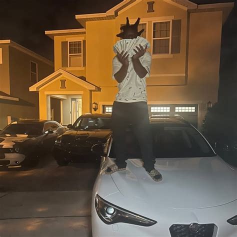 Moneyman Capo 448capo • Threads Say More