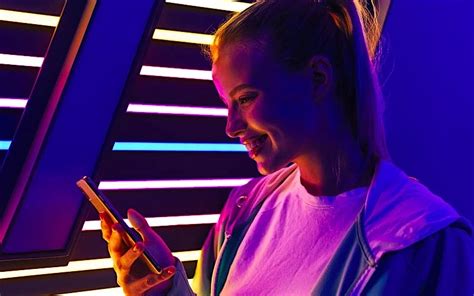 Delighting An American Mobile Phone Provider With Seamless Cx Hcltech