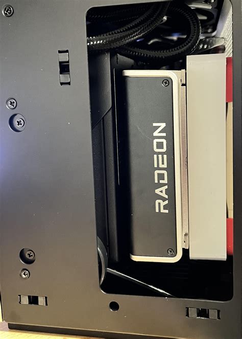 Lian Li Dan A4 H20 And Xfx Speedster Merc 319 Radeon Rx 6 7 De Shroud Mod R Sffpc