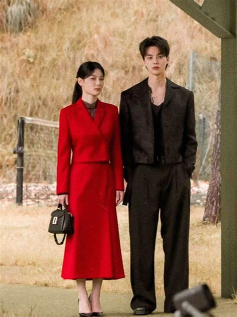 My Demon Kim Yoo Jungs 16 Most Fashionable Moments As Do Do Hee