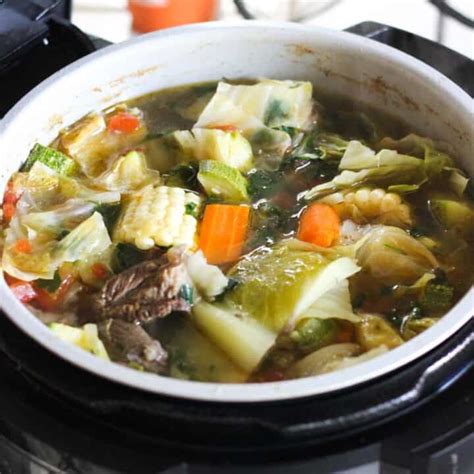 Best Instant Pot Or Ninja Foodi Smothered Turkey Wings The Top Meal