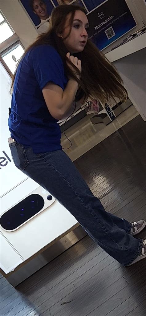 Brunette Worker Petite Bubble Butt Faceshot Part Tight Jeans Forum