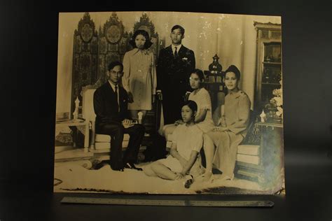 ประมูล เริ่มที่ 100 บ ซื้อขาย ภาพเก่า รูปเก่า