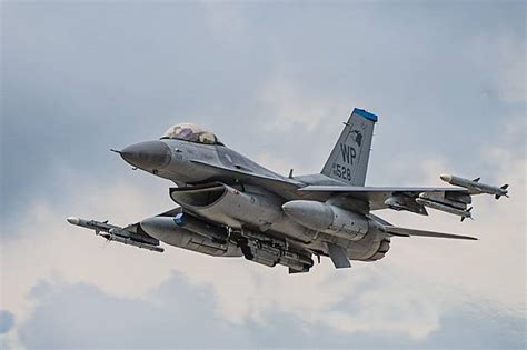 駐韓美軍f 16墜毀 飛行員彈射獲救 上報 Line Today