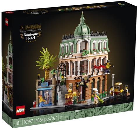 18 Lego Creator Expert 10297 Boutique Hotel Modular Building 2022
