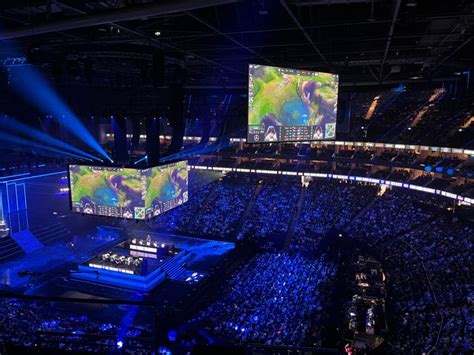 [롤드컵 2024 포토] 왕관의 무게 견딘 자…英o2아레나 흔든 T1 페이커