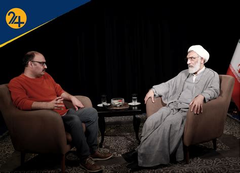 رهبری با جانشینی موروثی مخالف است اگر یکی از نزدیکان رهبر یا مقامات برای رهبری مطرح شود، محافظه