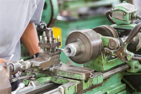 CNC And Manual Lathe Machines On Differences And Conversions Blog Town Hub