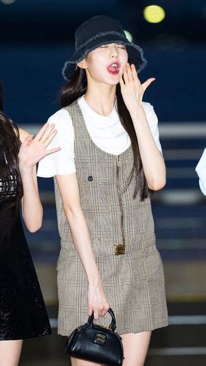 사진 아이브 장원영 다이브에게 다정한 손키스 OSEN