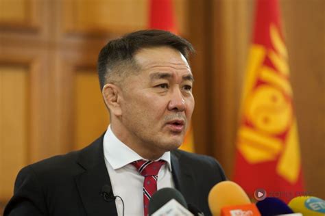 Ц Цэрэнпунцаг СӨХ ны төлбөрөө төлөөгүй бол Монголбанкны хар жагсаалтад оруулна гэдэг ташаа мэдээлэл