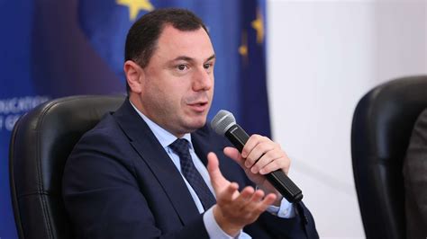 იგეგმება თუ არა ერთიანი ეროვნული გამოცდების რეფორმა მინისტრის პასუხი 12 07 2023 ს Sputnik