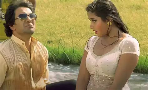 Bhojpuri Song Pawan Singhs Holi Track ‘lahe Lahe Rangab Salwarwa