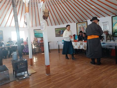 Архангай аймаг Цэцэрлэг сумын аймгийн Тэргүүний Ахмадын Хороо Added A New Архангай аймаг