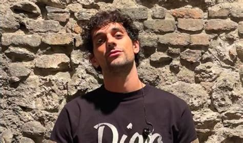 Chi è Bresh Età Vero Nome Canzoni Fidanzata E Instagram