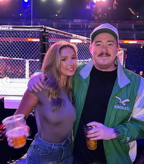 Shane Gillis Gf Grace Turns Heads At Ufc London Beside Eagles Proud Comic