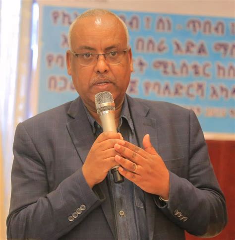 የፈጠራና ጥበብ ኢንዱስትሪ ዘርፍን ወደ ኢኮኖሚያዊ ጠቀሜታ መቀየር ይገባል የስራ እና ክህሎት ሚኒስቴር ኢዜአ አማርኛ Ena
