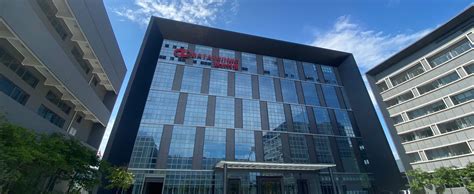 關於我們 Devdatatronic