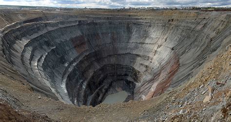 The Mirny Diamond Mine The Largest Open Pit Diamond Mine On Earth