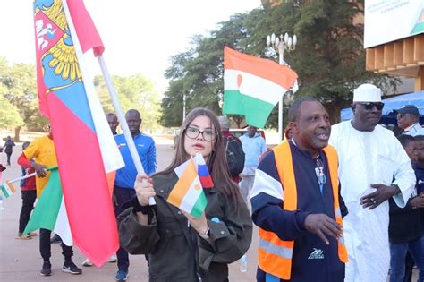 Actuniger 66ème Anniversaire De La République Du Niger Long Emmnr