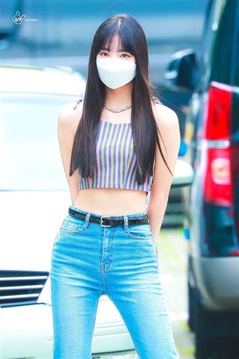 Itzys Yuna Shocks With Her Incredible Natural Beauty In Recent Fan