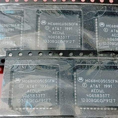 Mc68hc05c5 Motorola New Microcontroller For Sale Scienceagogo