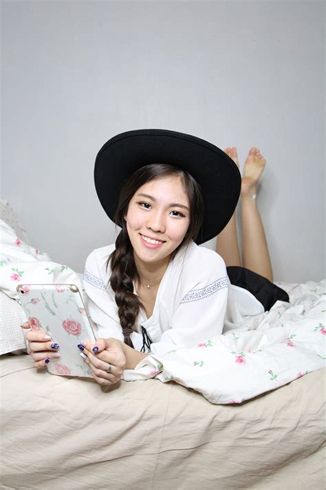 JAMIETYJ Singapore S Beauty Lifestyle Blogger Barely Naked