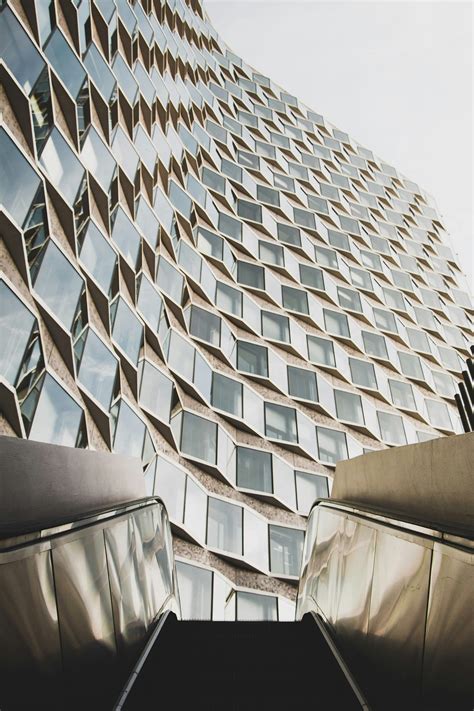 Modern Enterprise Data Modeling