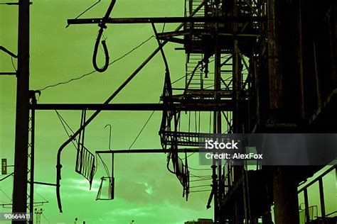 Tangga Di Atas Awan Foto Stok Unduh Gambar Sekarang Aneh Konsep