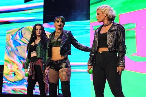 Wwe Legend Saraya Aka Paige Fined For Swearing On Aew Dynamite