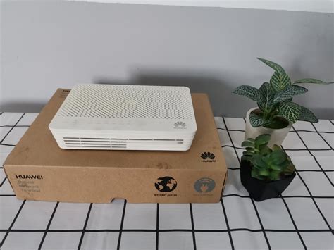 HUAWEI Optical Network Terminal EchoLife HG H GPON Computers